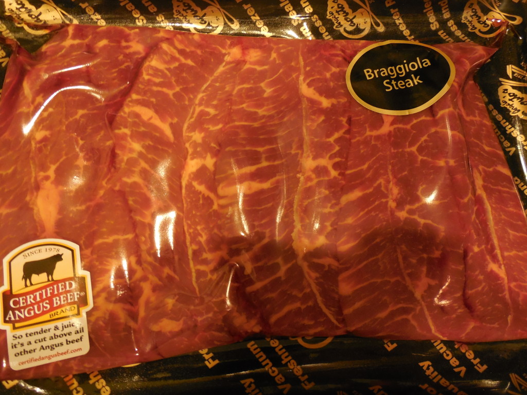 Braciole: Italian Beef Rolls in Sauce for Sunday Dinner | Learn Travel ...